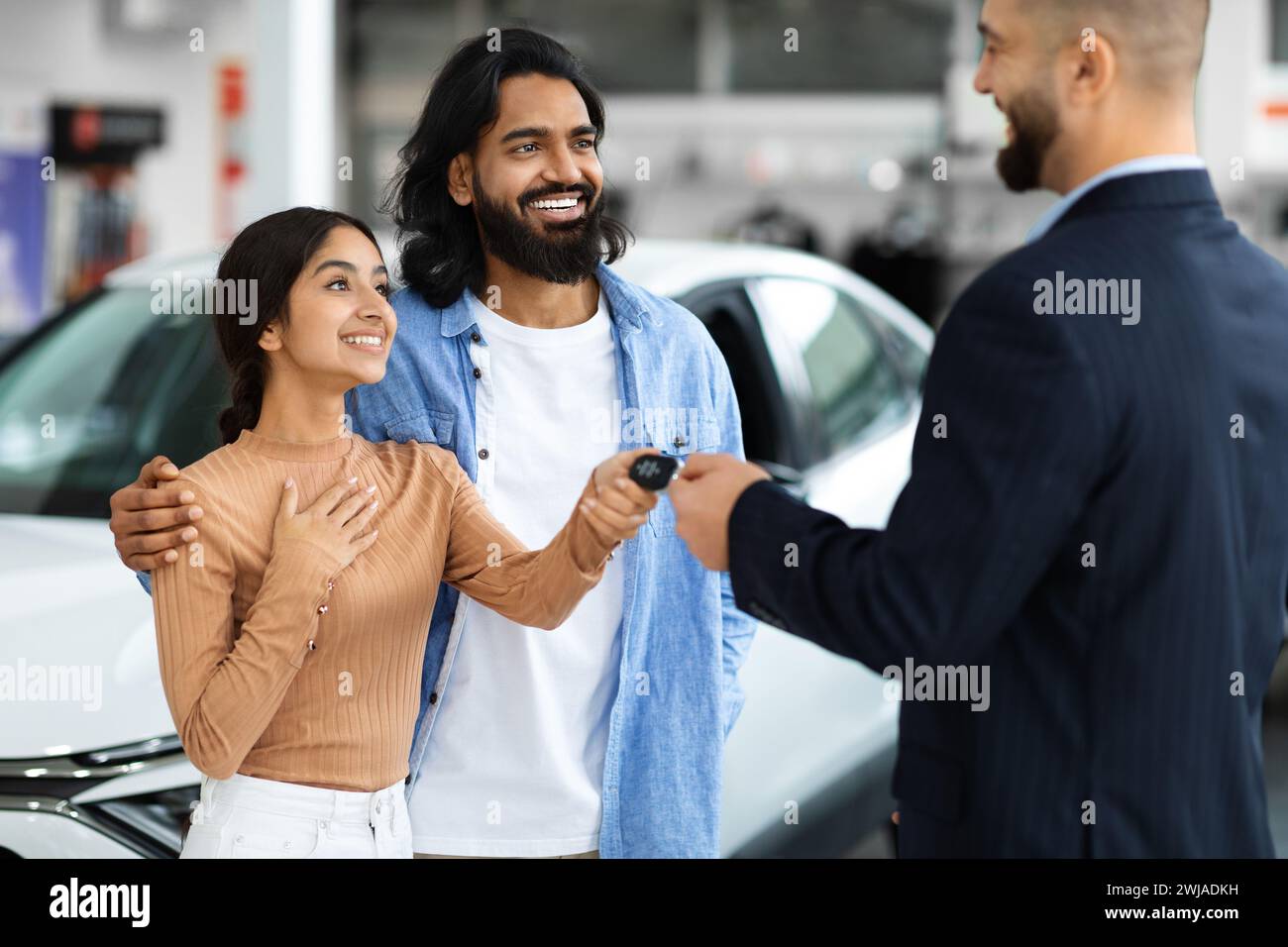 Indian male store manager hi-res stock photography and images - Alamy
