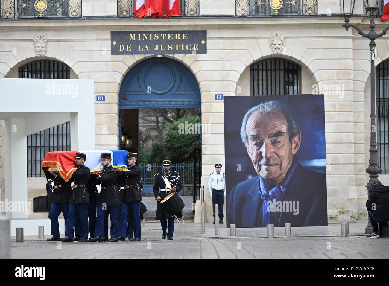 Paris, France. 14th Feb, 2024. The coffin during national tribute to ...