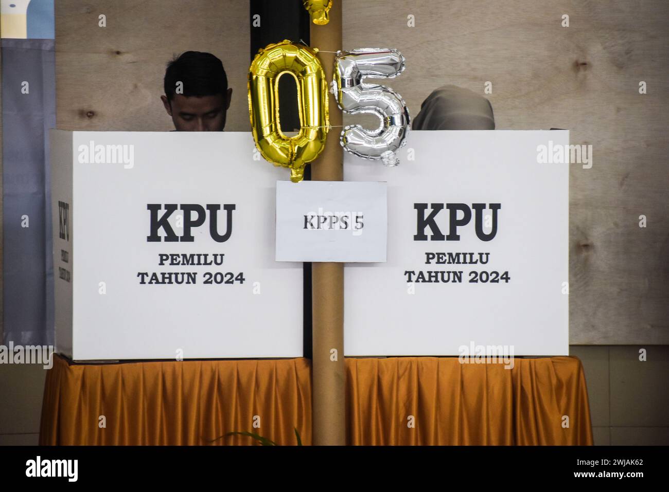 Tps symbol hi-res stock photography and images - Alamy