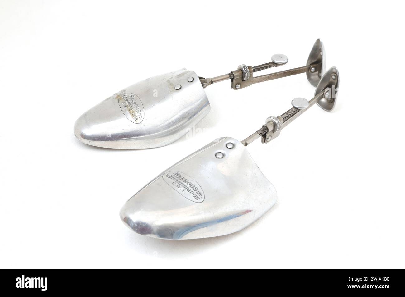 Harrods ltd hi-res stock photography and images - Alamy