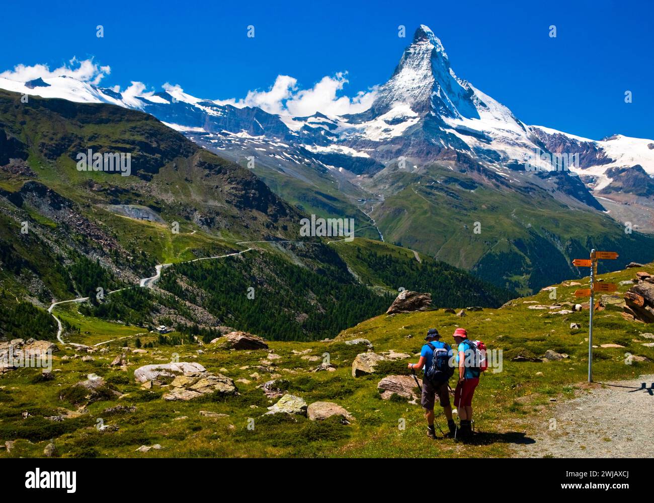Hikers on one of the routes to the Matterhorn, in Zermatt (Swiss Alps ...