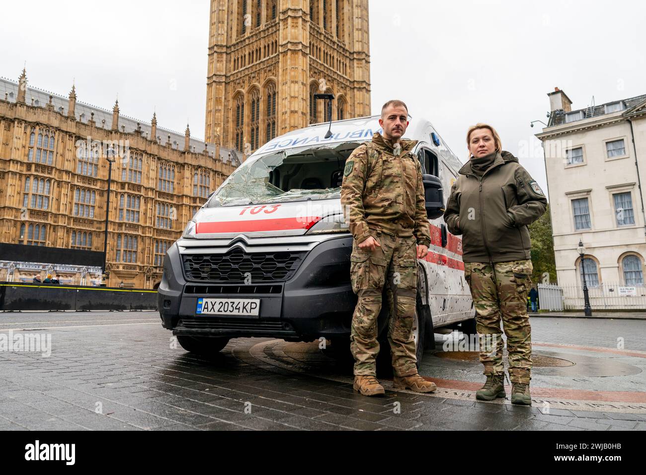 Ukrainian medics hi-res stock photography and images - Alamy