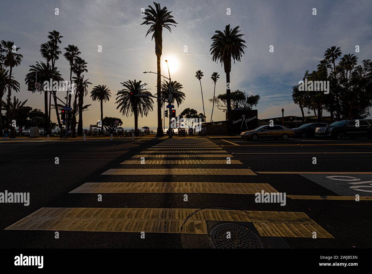 Zebra crossing pedestrian crossing hi-res stock photography and images ...