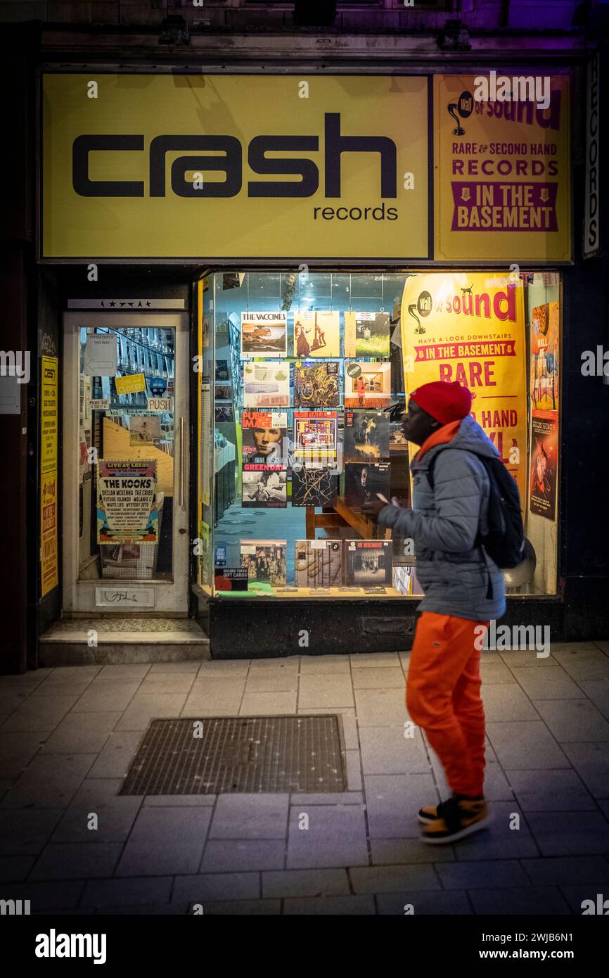 The headrow sign hi-res stock photography and images - Alamy