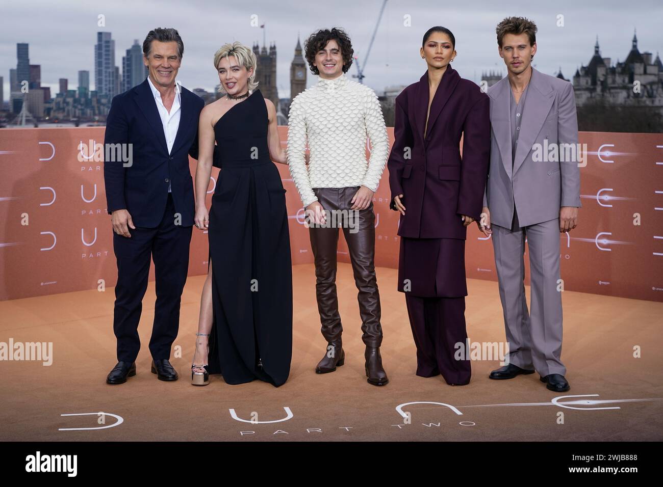 (Left to right) Josh Brolin, Florence Pugh, Timothee Chalamet, Zendaya ... (Left to right) Josh Brolin, Florence Pugh, Timothee Chalamet, Zendaya ...