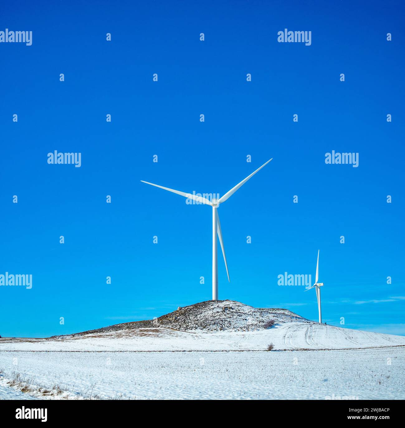 Wind turbine generating electricity hi-res stock photography and images ...
