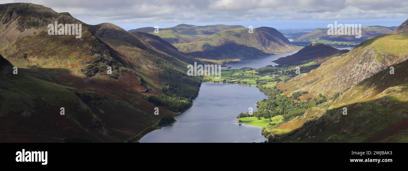 View over Buttermere from Fleetwith Pike Fell, Cumbria, Lake District ...