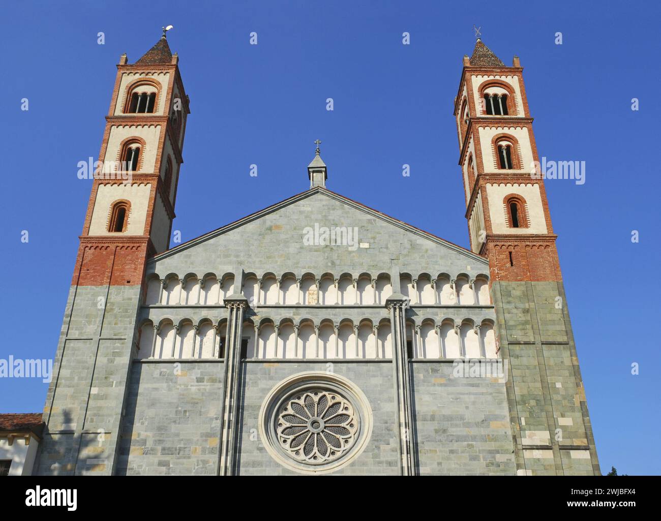 Basilica of Sant Andrea, Vercelli, Piedmont, Italy Stock Photo - Alamy