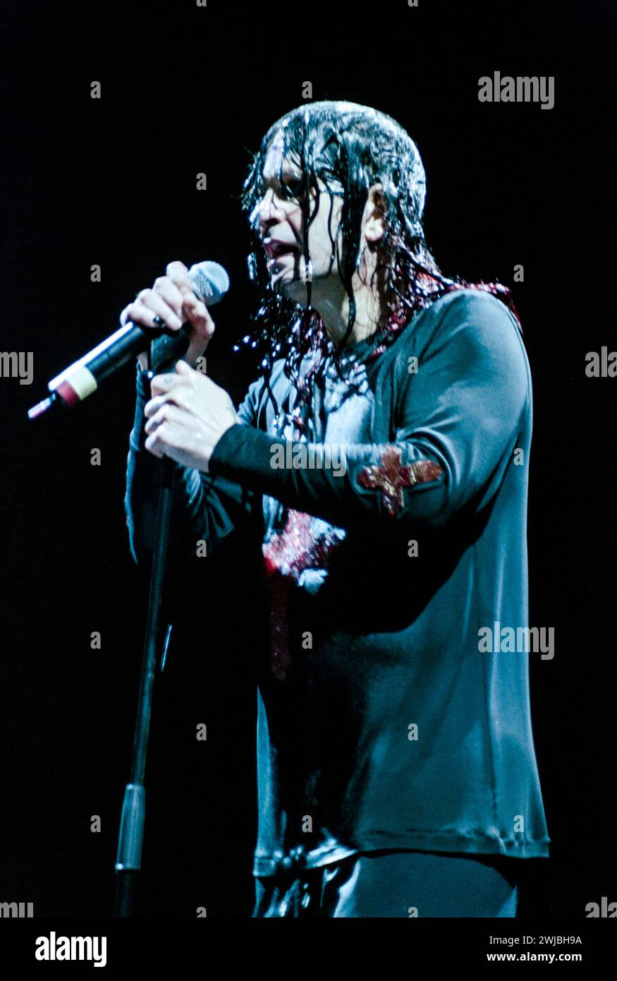 Ozzy Osbourne performing in Milwaukee, Wisconsin in 2000. Credit: Ross ...
