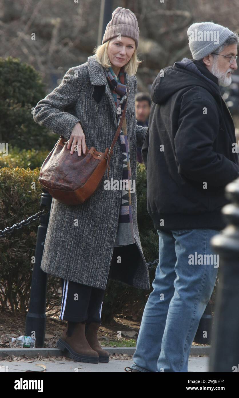 Naomi Watts and Bing Great Dane filming new movie 'The Friend' in ...