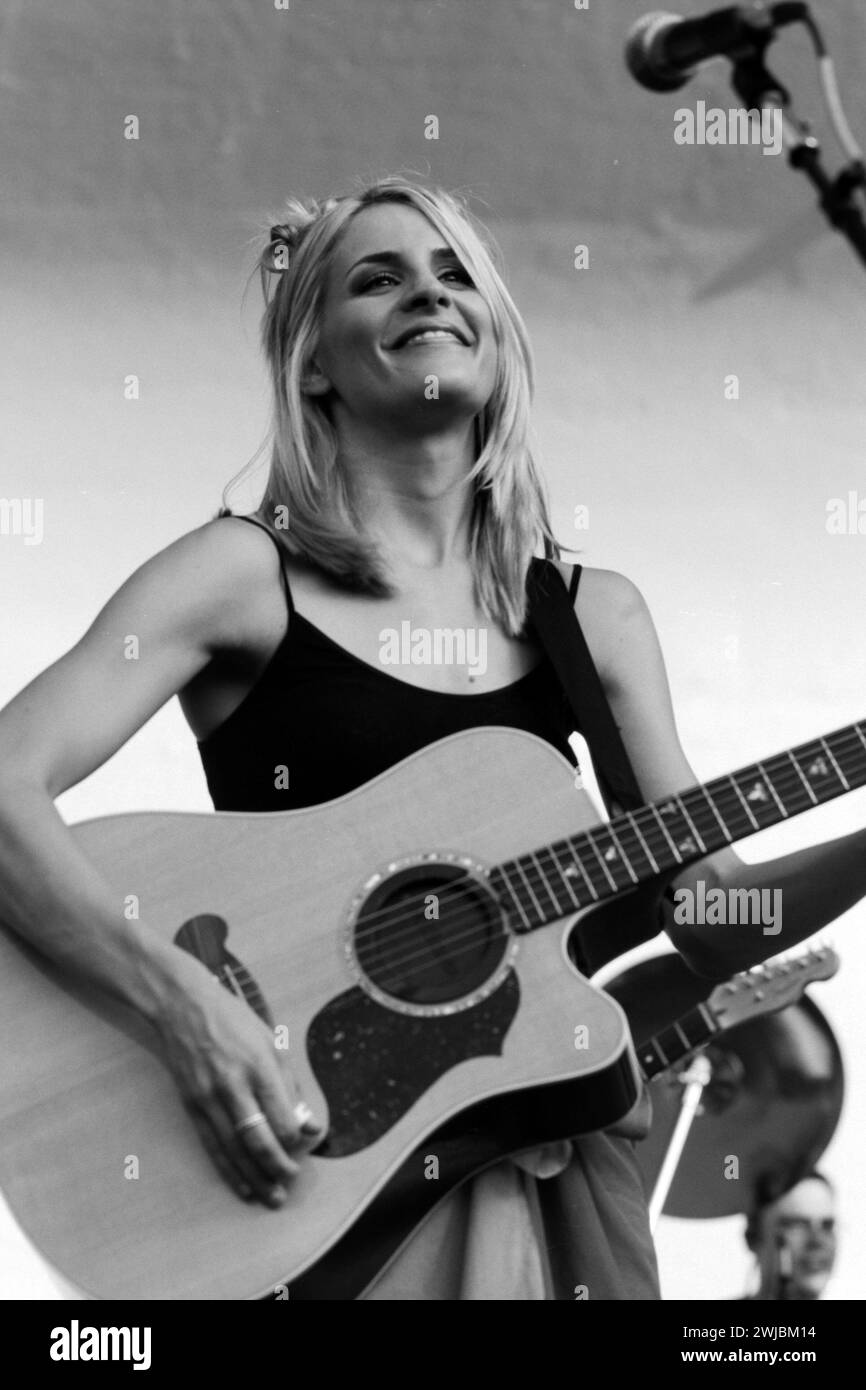 The dixie chicks Black and White Stock Photos & Images - Alamy