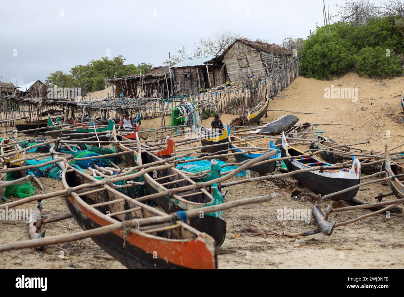 African fishing village hi-res stock photography and images - Alamy