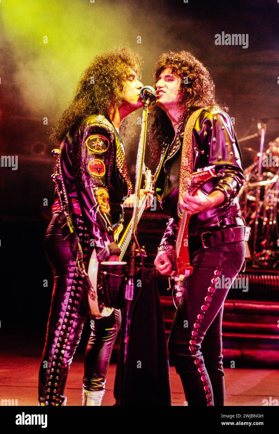 Eric Singer and Gene Simmons of Kiss performing in Sacramento ...