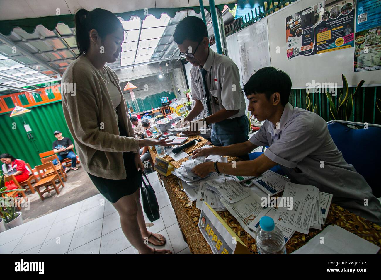 Citizen participation hi-res stock photography and images - Alamy