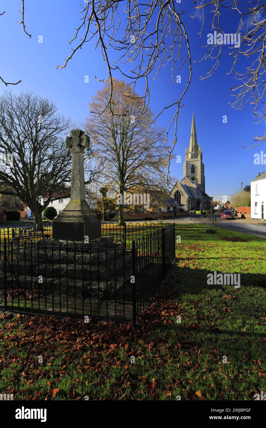 Autumn view of the war memorial at Helpringham village green ...