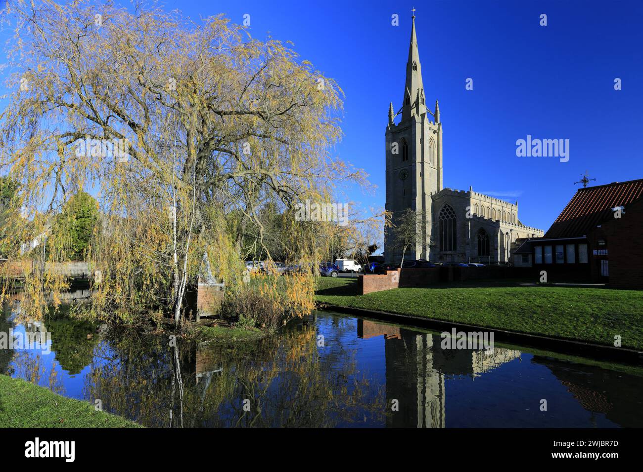 Autumn, the Spring Wells and St Andrews church, Billingborough village ...