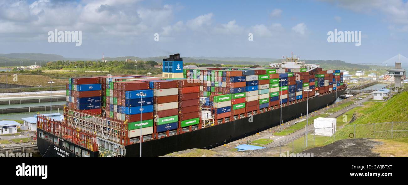 Agua costco hi-res stock photography and images - Alamy