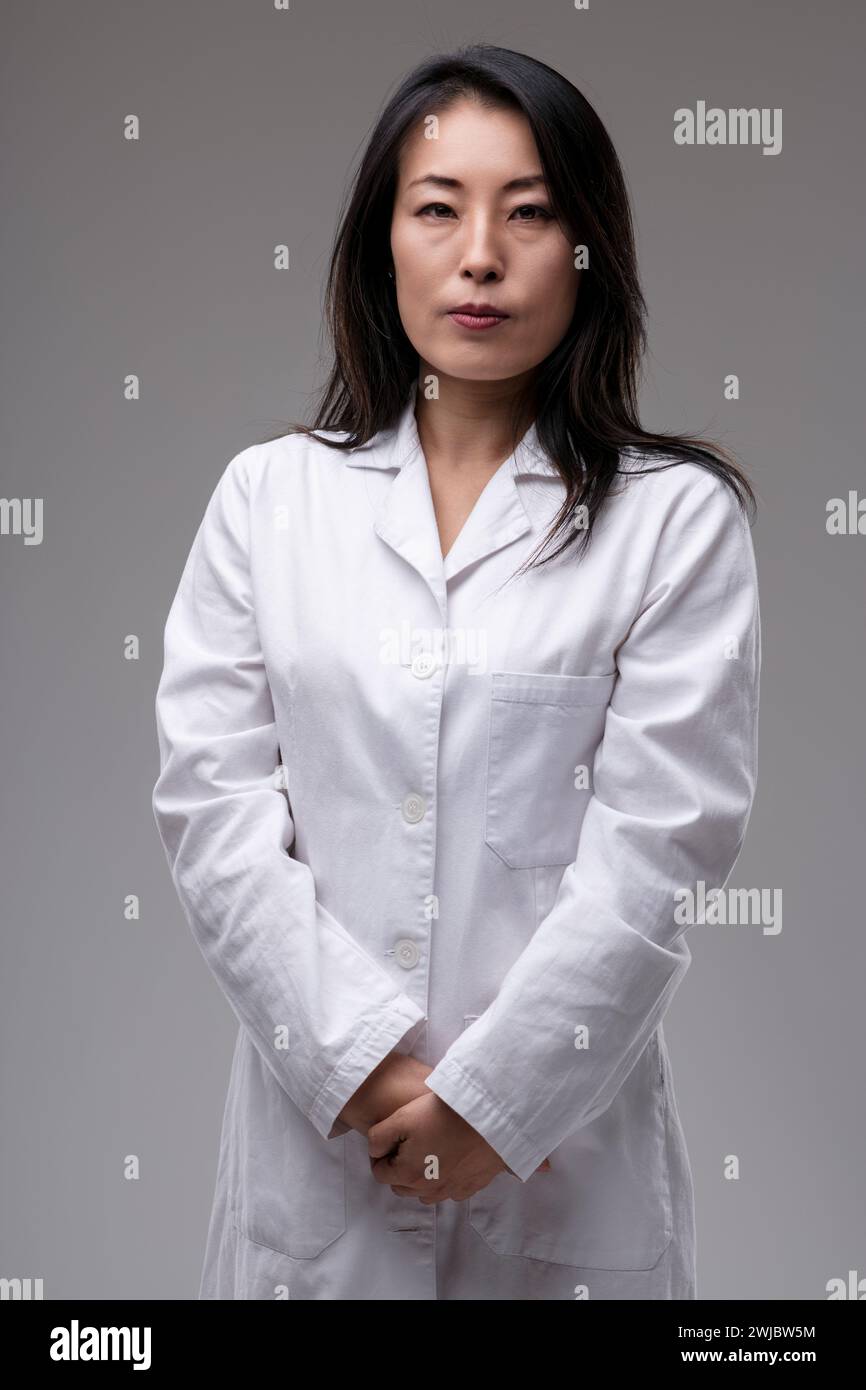Authoritative medical presence hi-res stock photography and images - Alamy