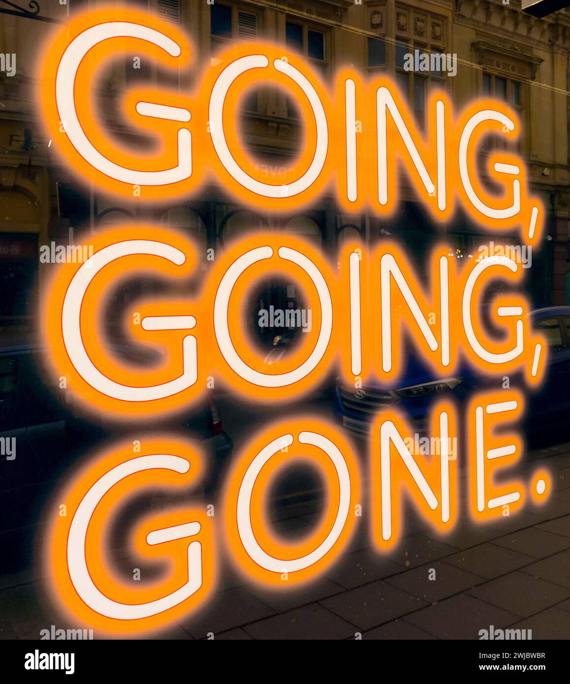 Going going gone hi-res stock photography and images - Alamy