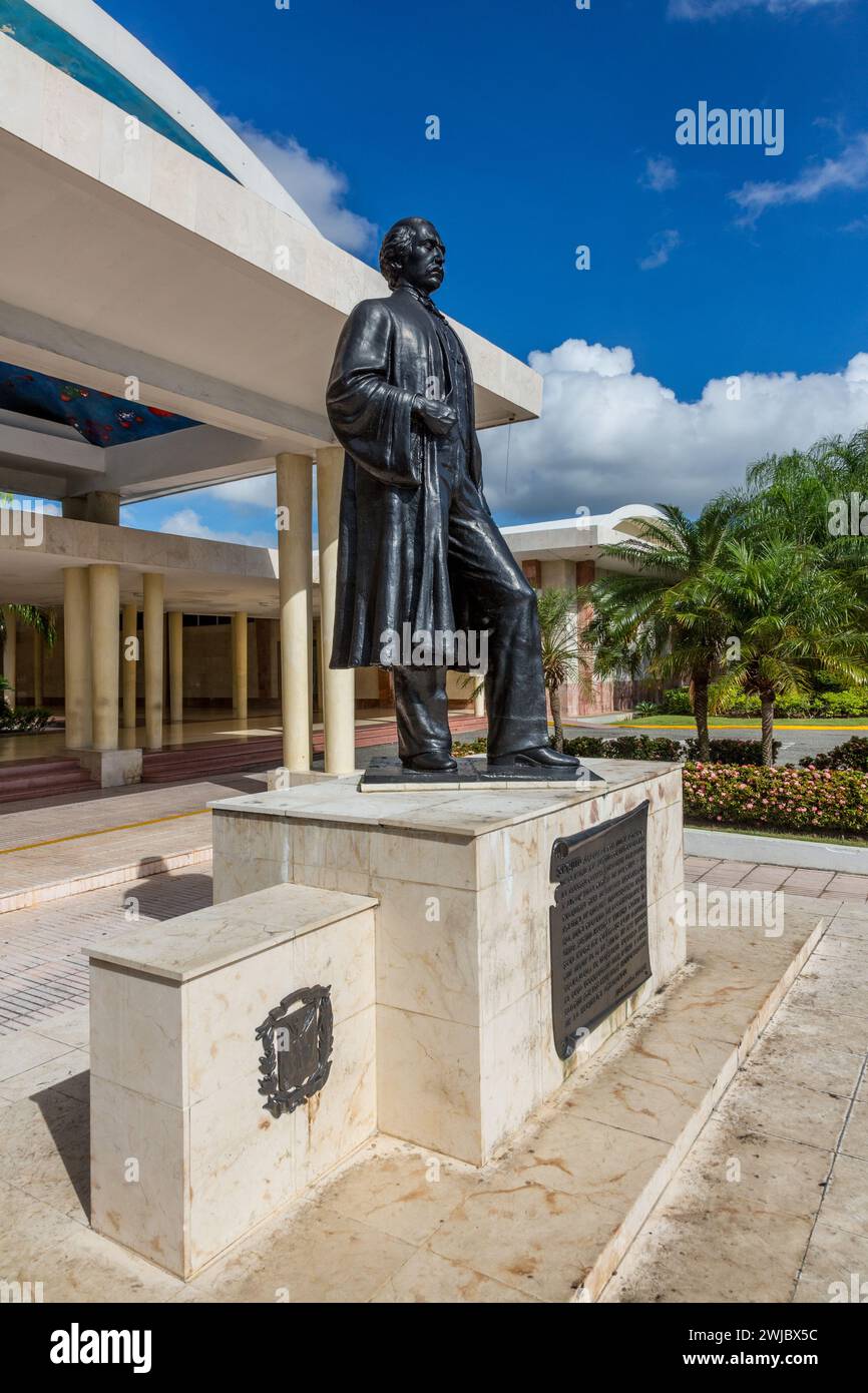 Statue of Juan Pablo Duarte by sculptor, Jose Ramon Rotelini, in Santo ...