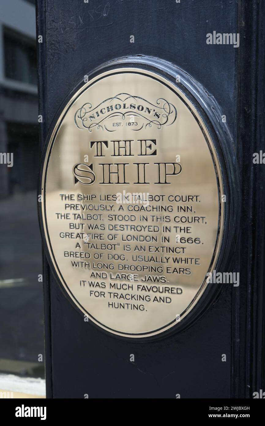 The ship inn pub sign hi-res stock photography and images - Alamy