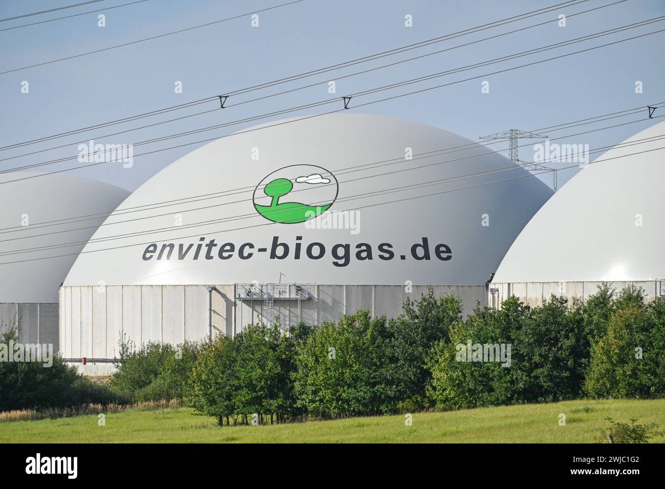 Hühnerkot hi-res stock photography and images - Alamy