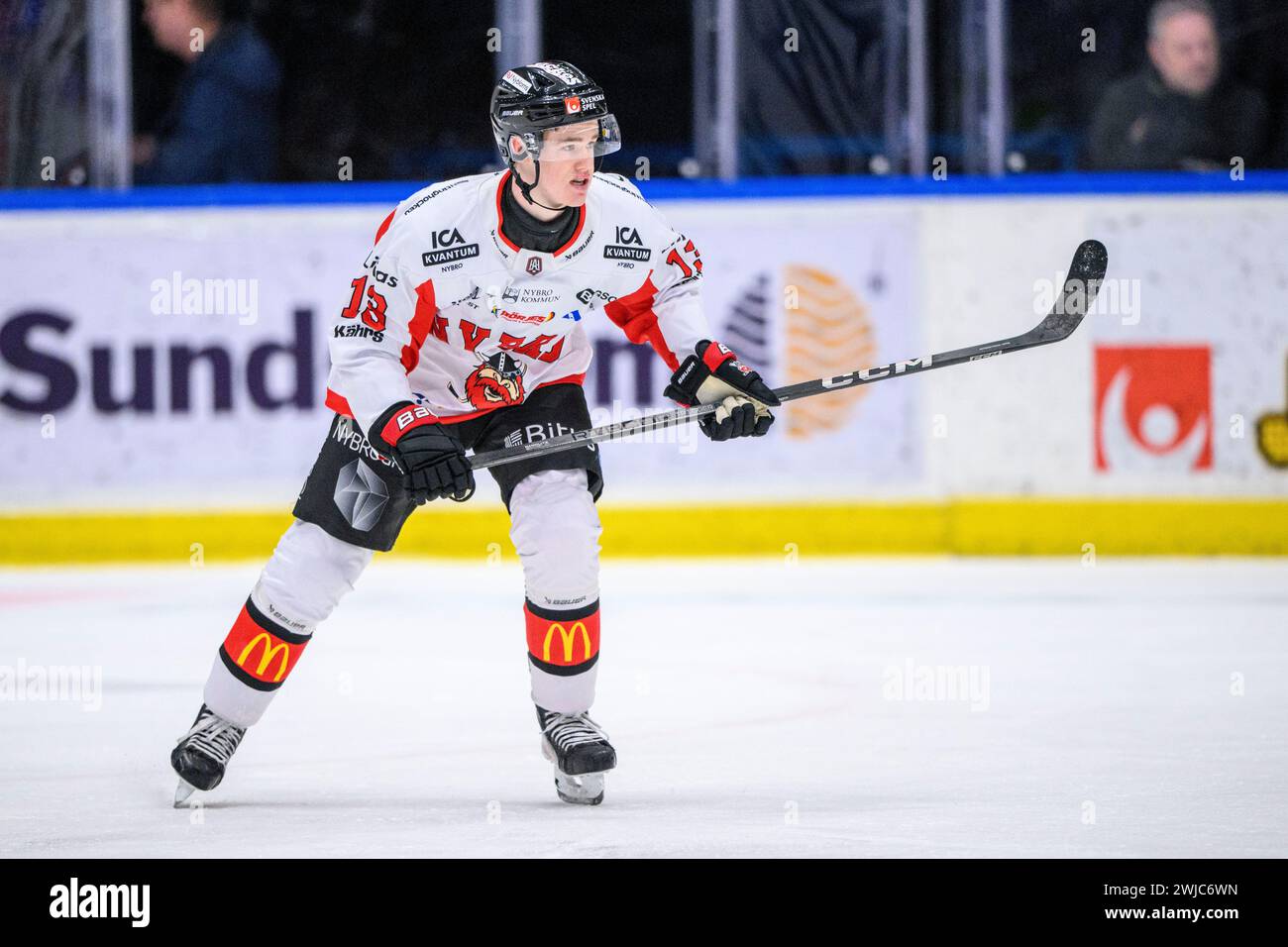 STOCKHOLM 2024-02-14 Nybros Filip Eriksson under onsdagens match i ...