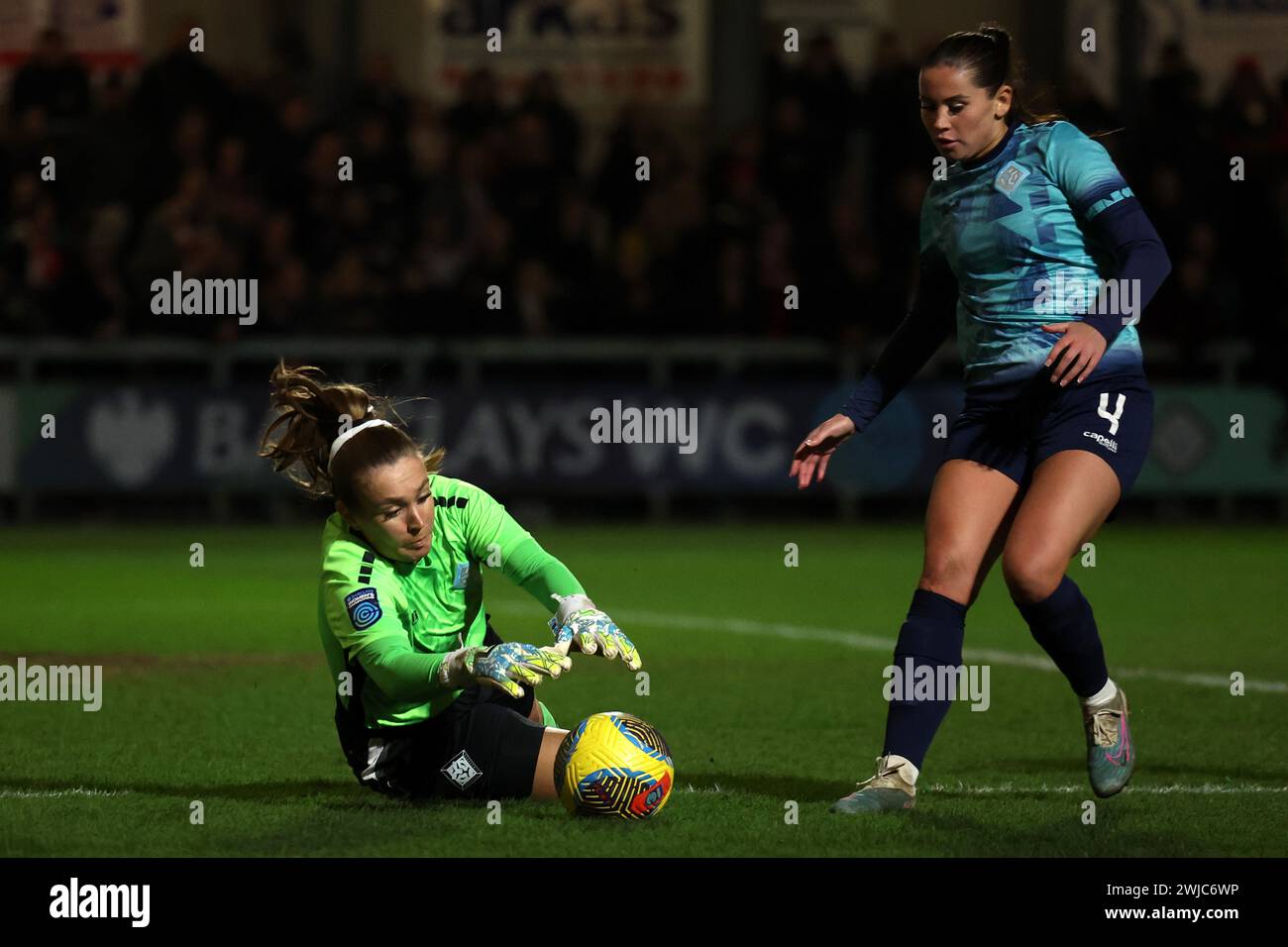 James moloney hi-res stock photography and images - Alamy