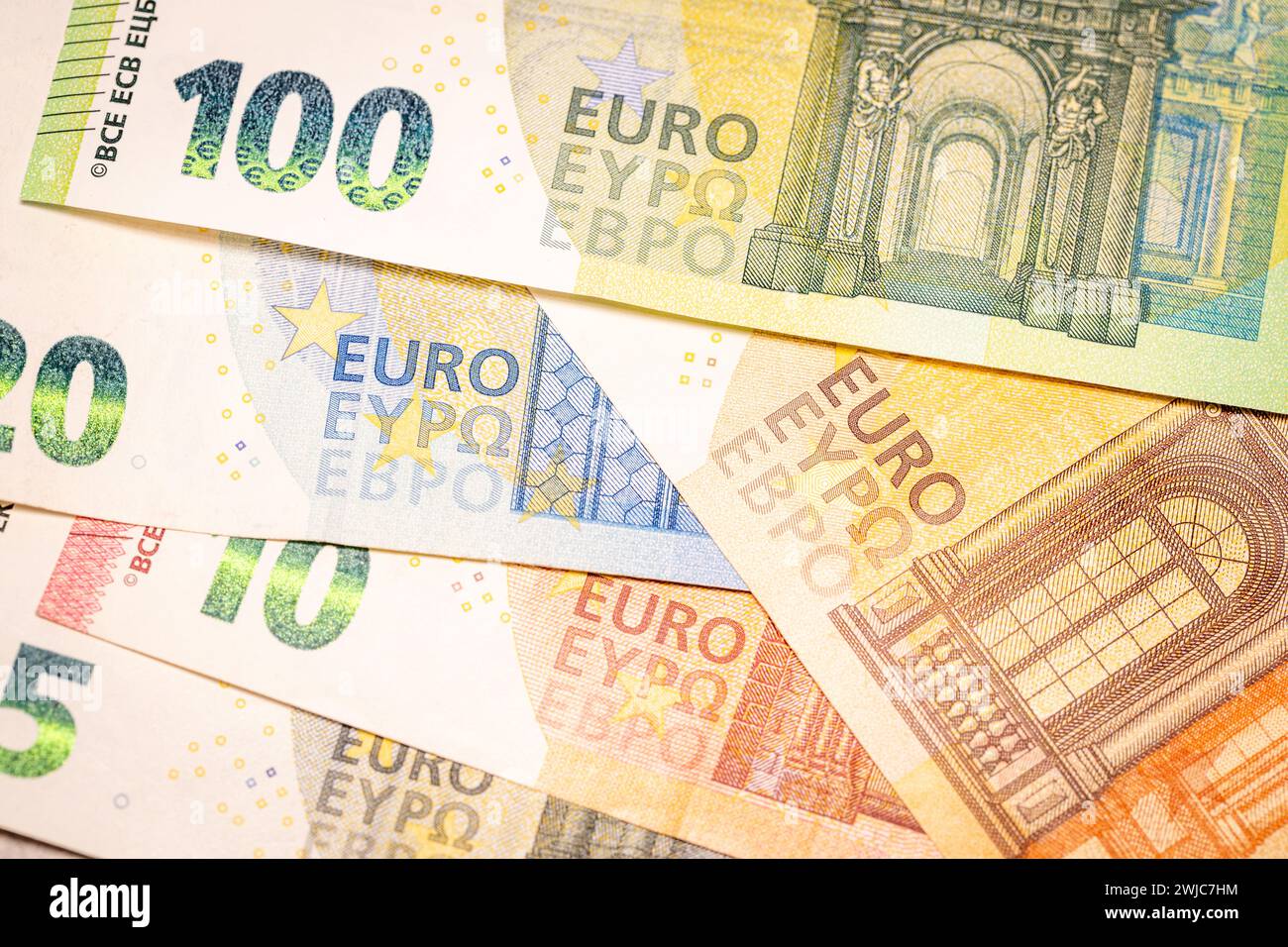 Different types of euro banknotes, Economics and fiscal policy of the ...