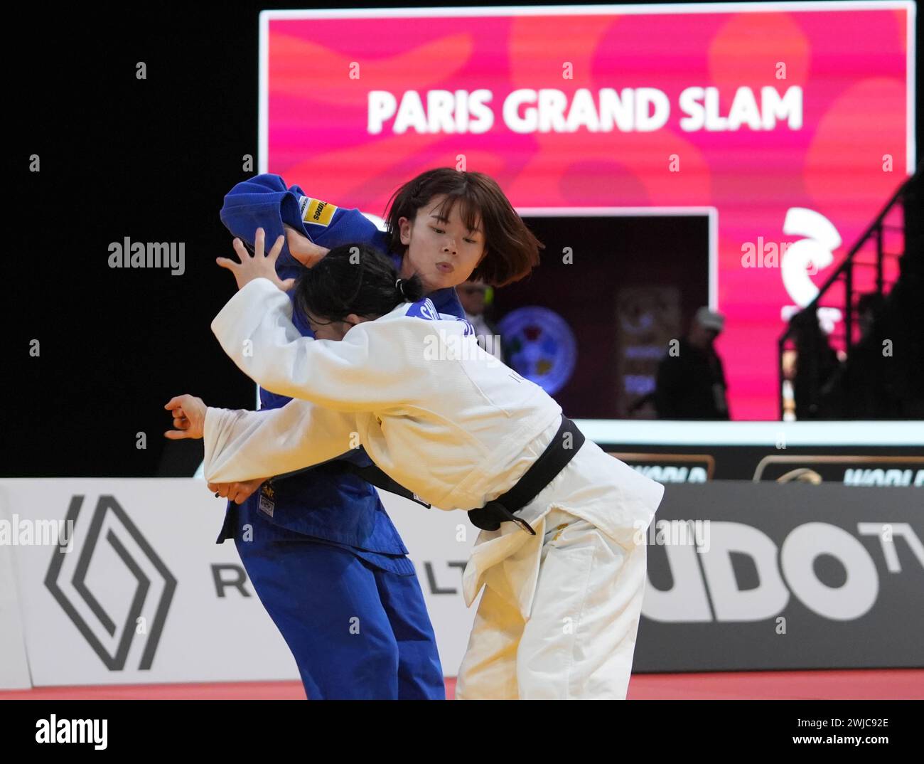 SHIRAISHI HIBIKI OF JAPAN AND OMORI KISUMI OF JAPAN during the Paris ...