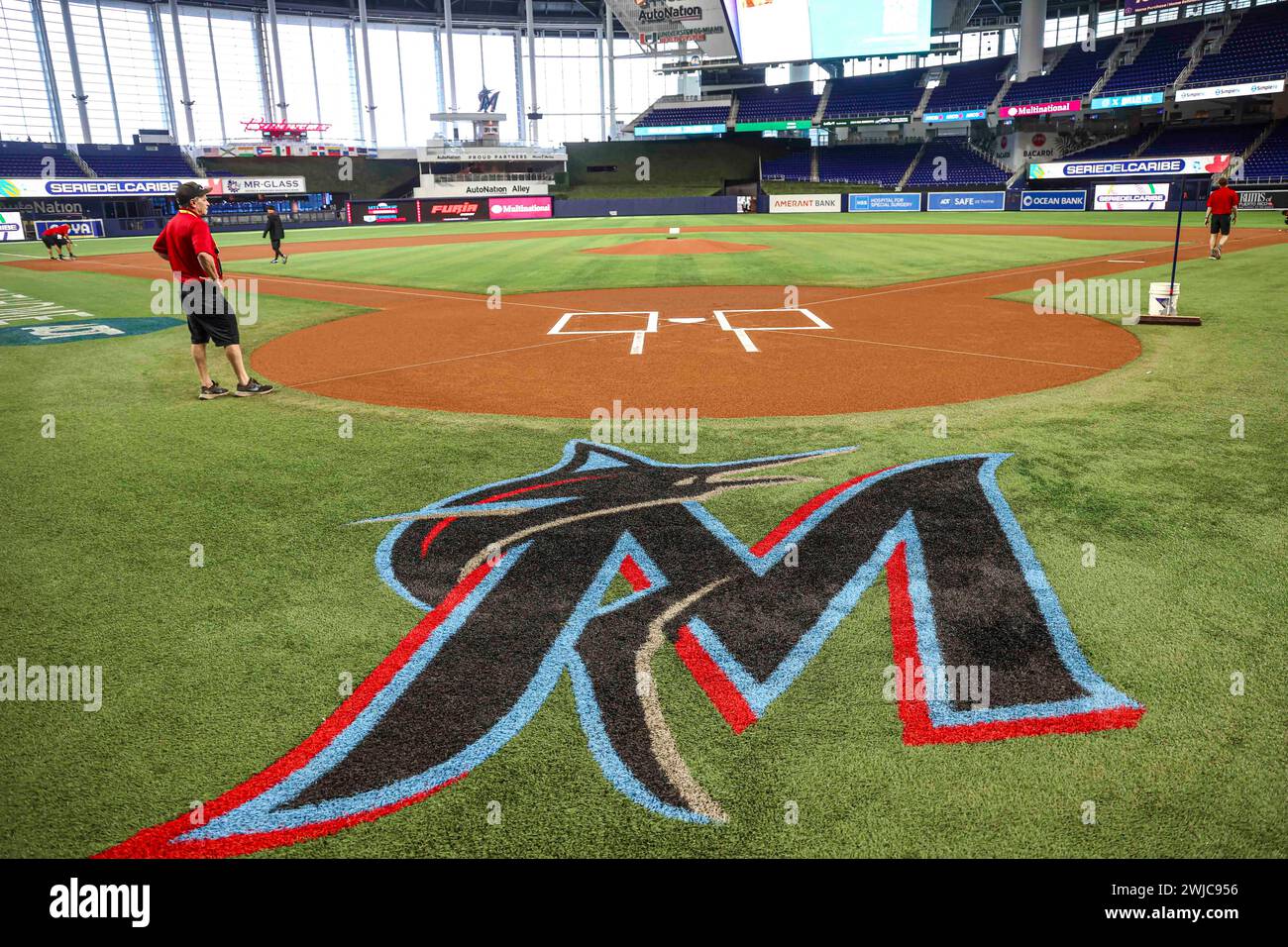 Marlins logo on diamond and field of LoanDepot Park stadium, artificial ...