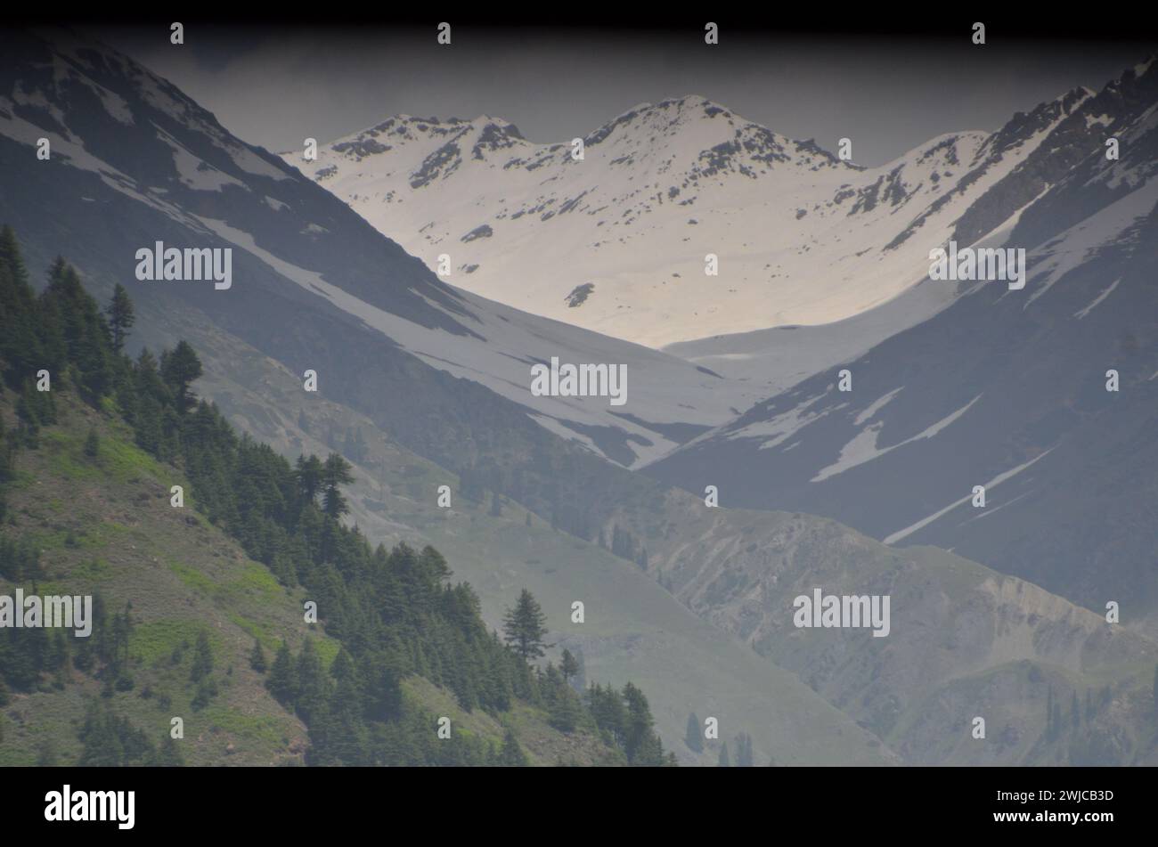 Naran kaghan hotel hi-res stock photography and images - Alamy