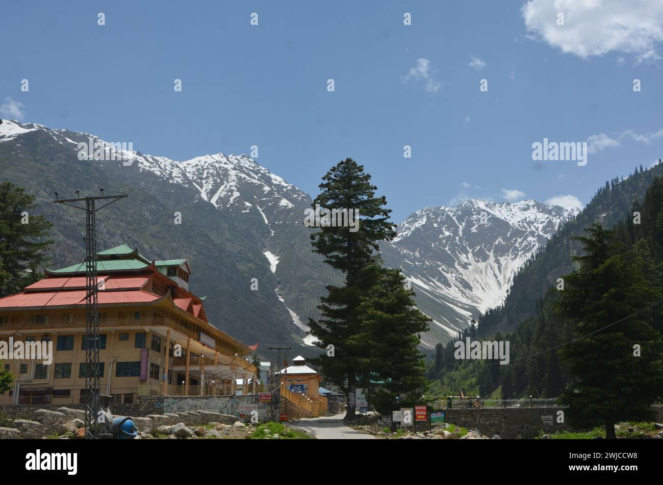 Naran in winter hi-res stock photography and images - Alamy