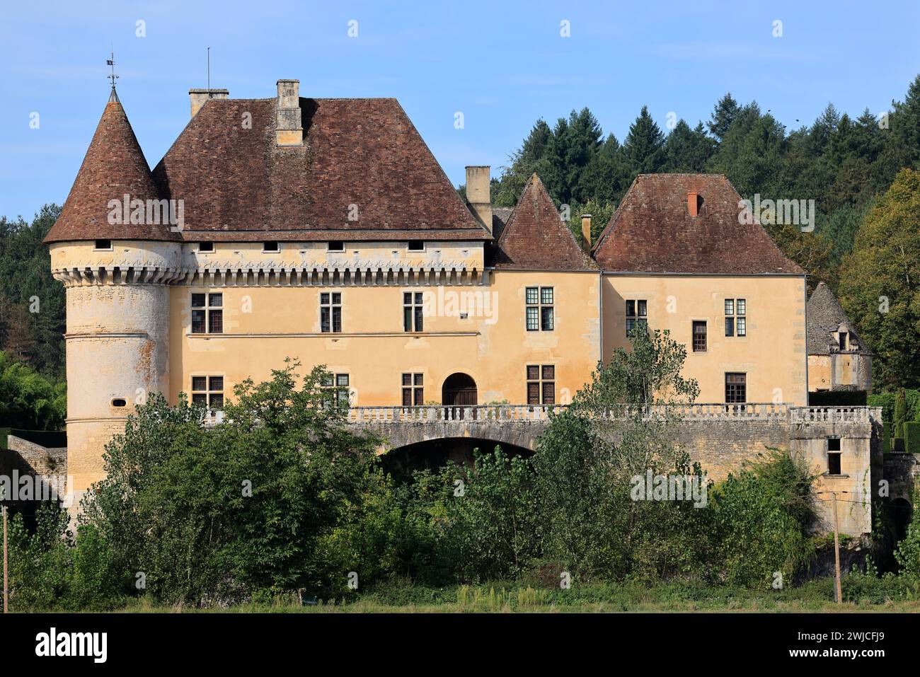 The Renaissance castle of Losse on the banks of the Vézère river in ...