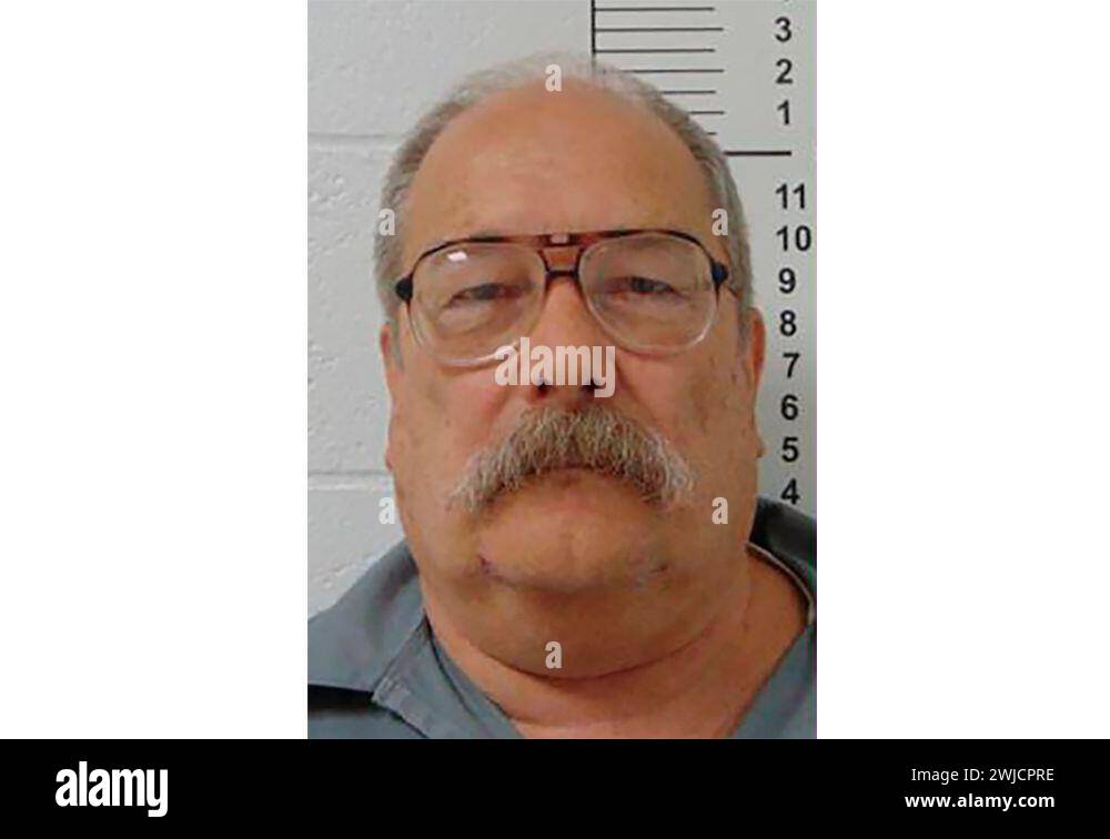 This photo provided by Missouri Dept. of Corrections shows David Hosier ...
