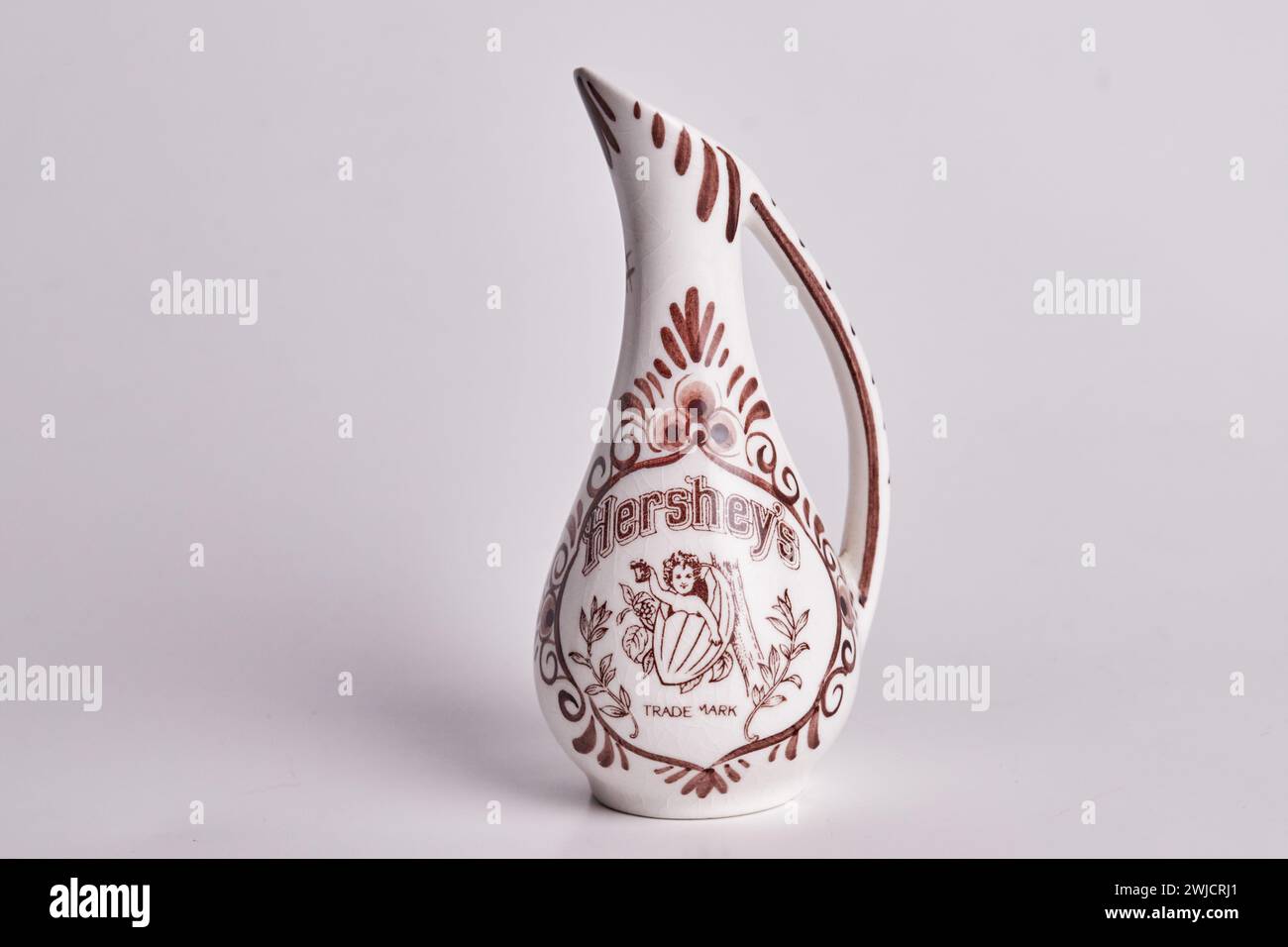 Hersheys chocolate pitcher creamer hi-res stock photography and images ...