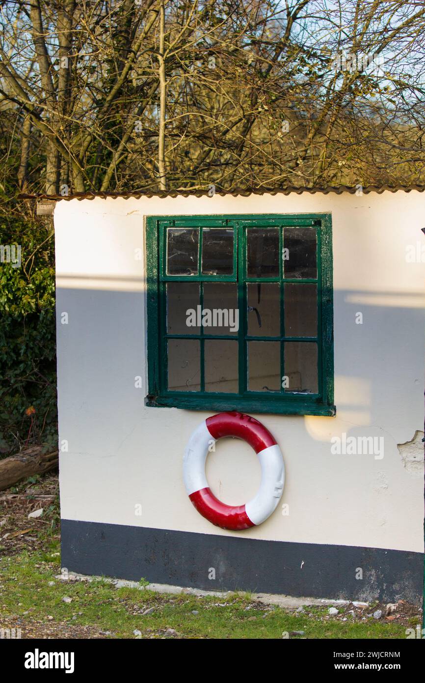 White life ring hi-res stock photography and images - Alamy