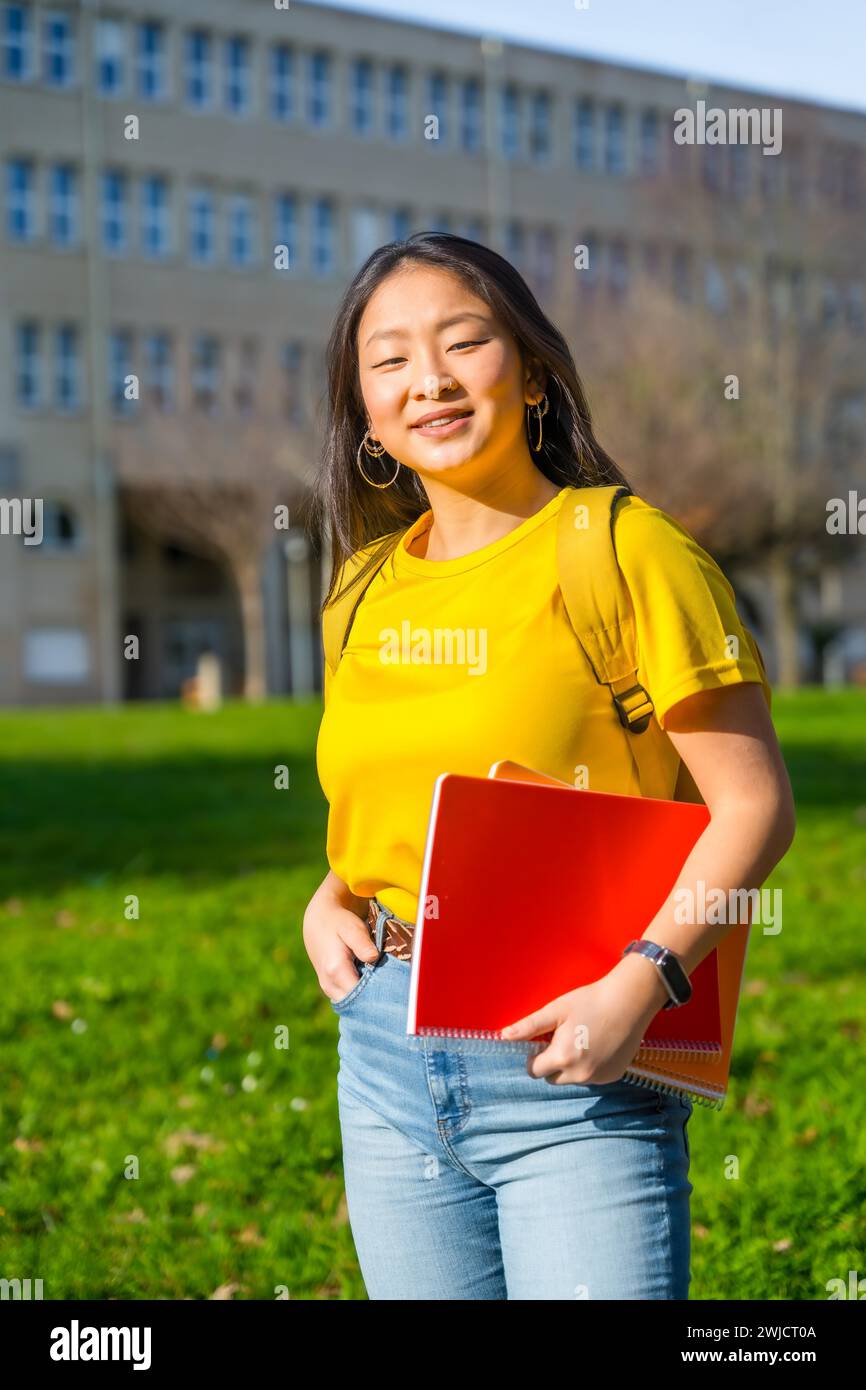 Campus face hi-res stock photography and images - Alamy