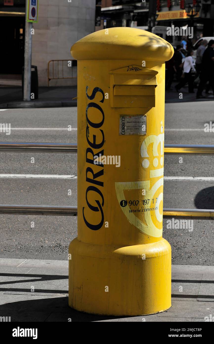 Spanish mailbox hi-res stock photography and images - Alamy