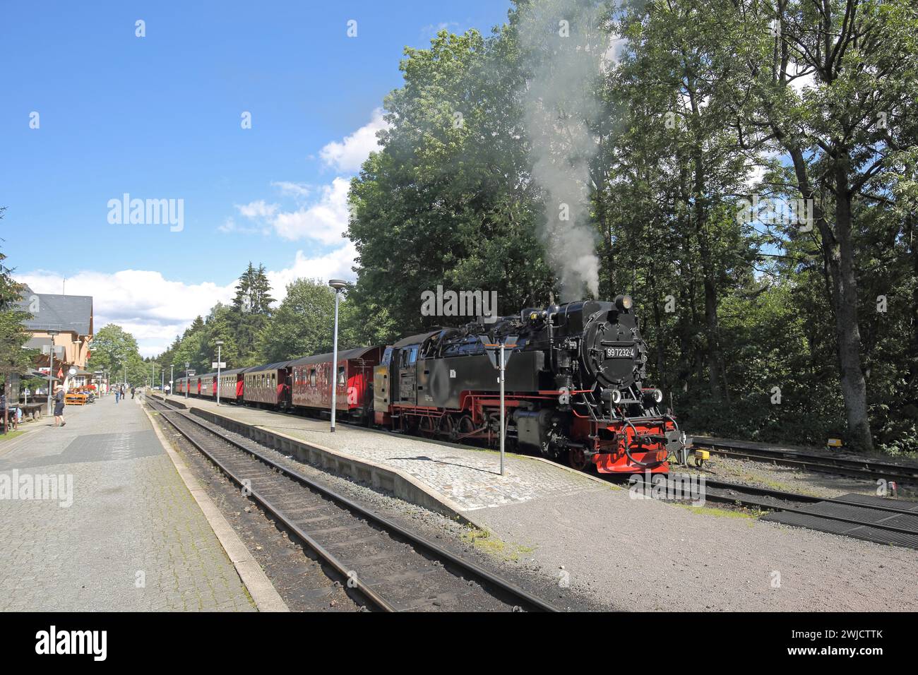 Harz narrow gauge railway with steam locomotive in station, train, Drei ...