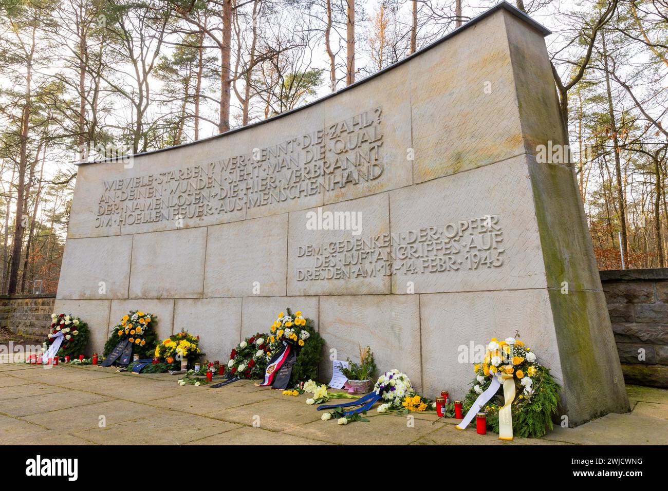 1945 dresden hi-res stock photography and images - Alamy