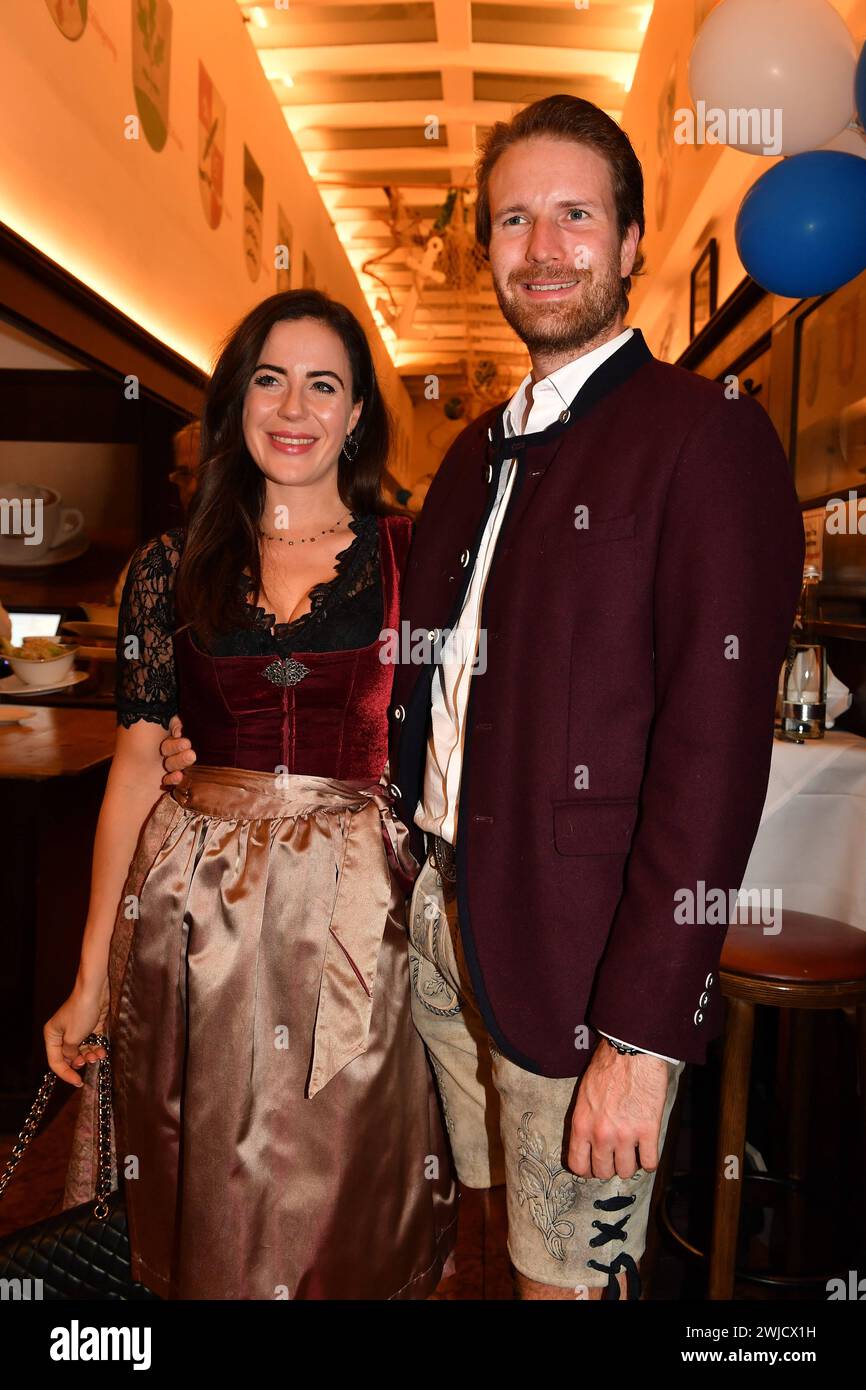 Nicolas Hübner und Dr. Anna Dzik / Aschermittwoch Fischessen ...