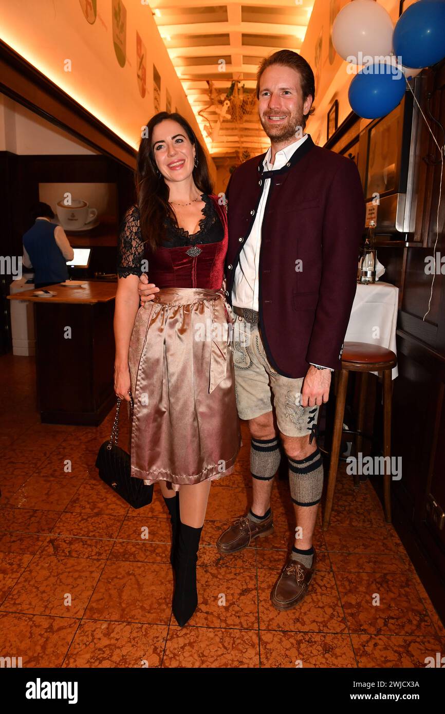 Nicolas Hübner und Dr. Anna Dzik / Aschermittwoch Fischessen ...