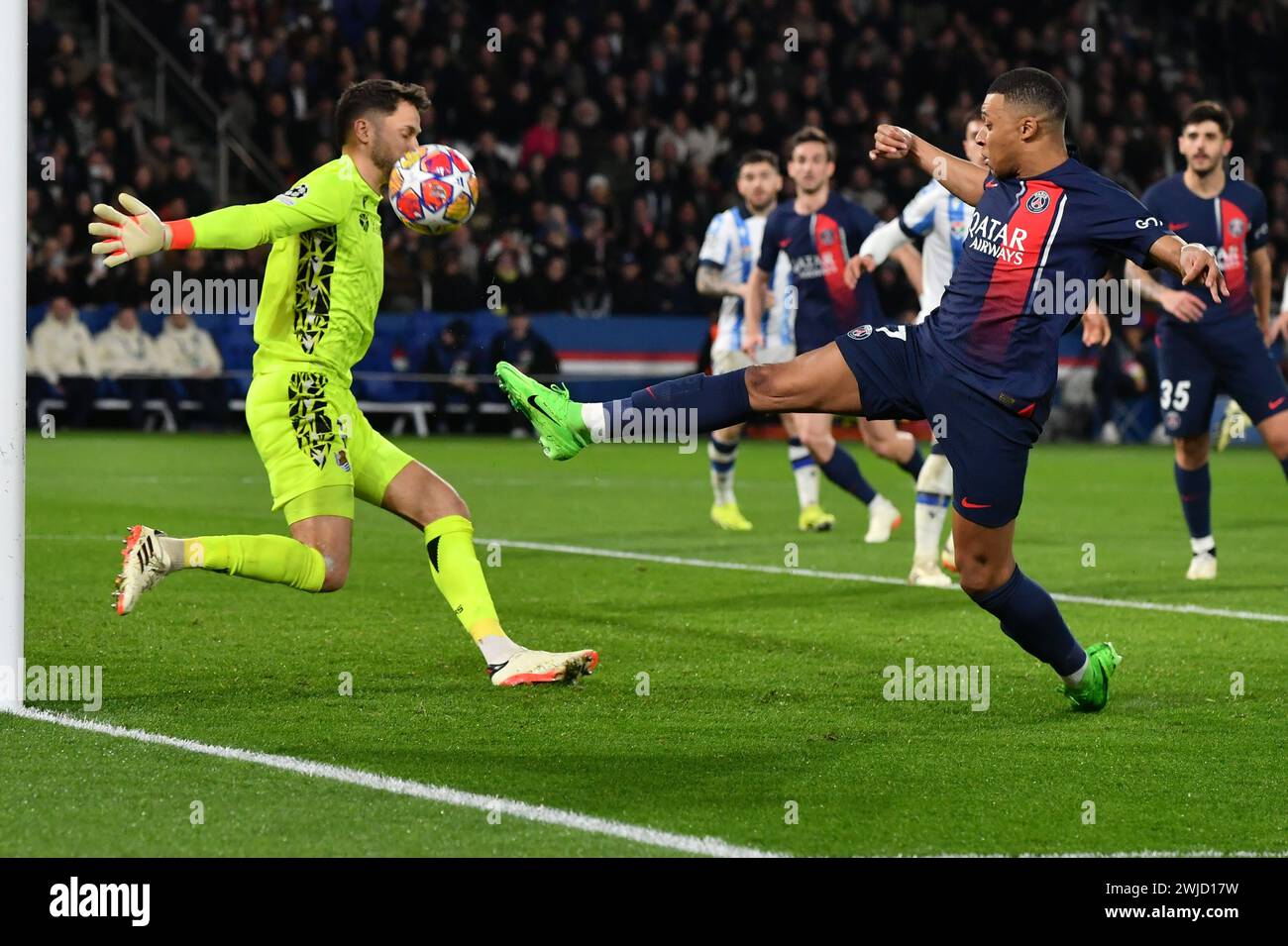 Mbappé goal psg 2024 hi-res stock photography and images - Alamy