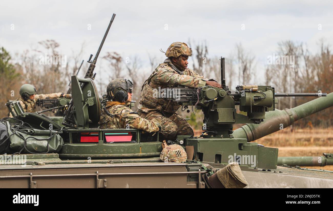 U.S. Army Soldiers with 1st Battalion, 64th Armor Regiment, 1st Armored ...