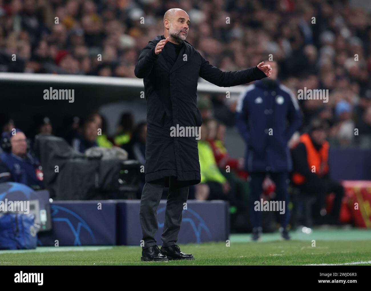 Denmark football manager hi-res stock photography and images - Alamy