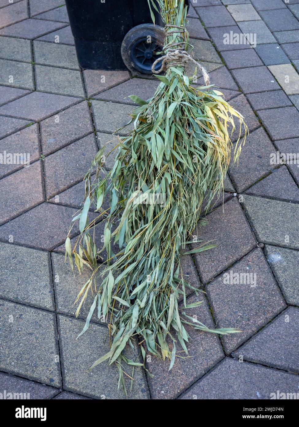 Poor diy hi-res stock photography and images - Alamy