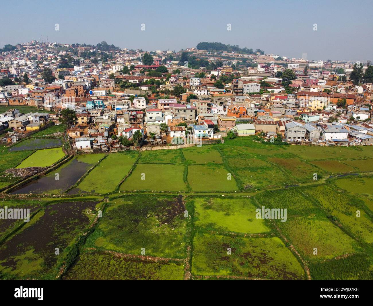 Aerial view green car hi-res stock photography and images - Alamy