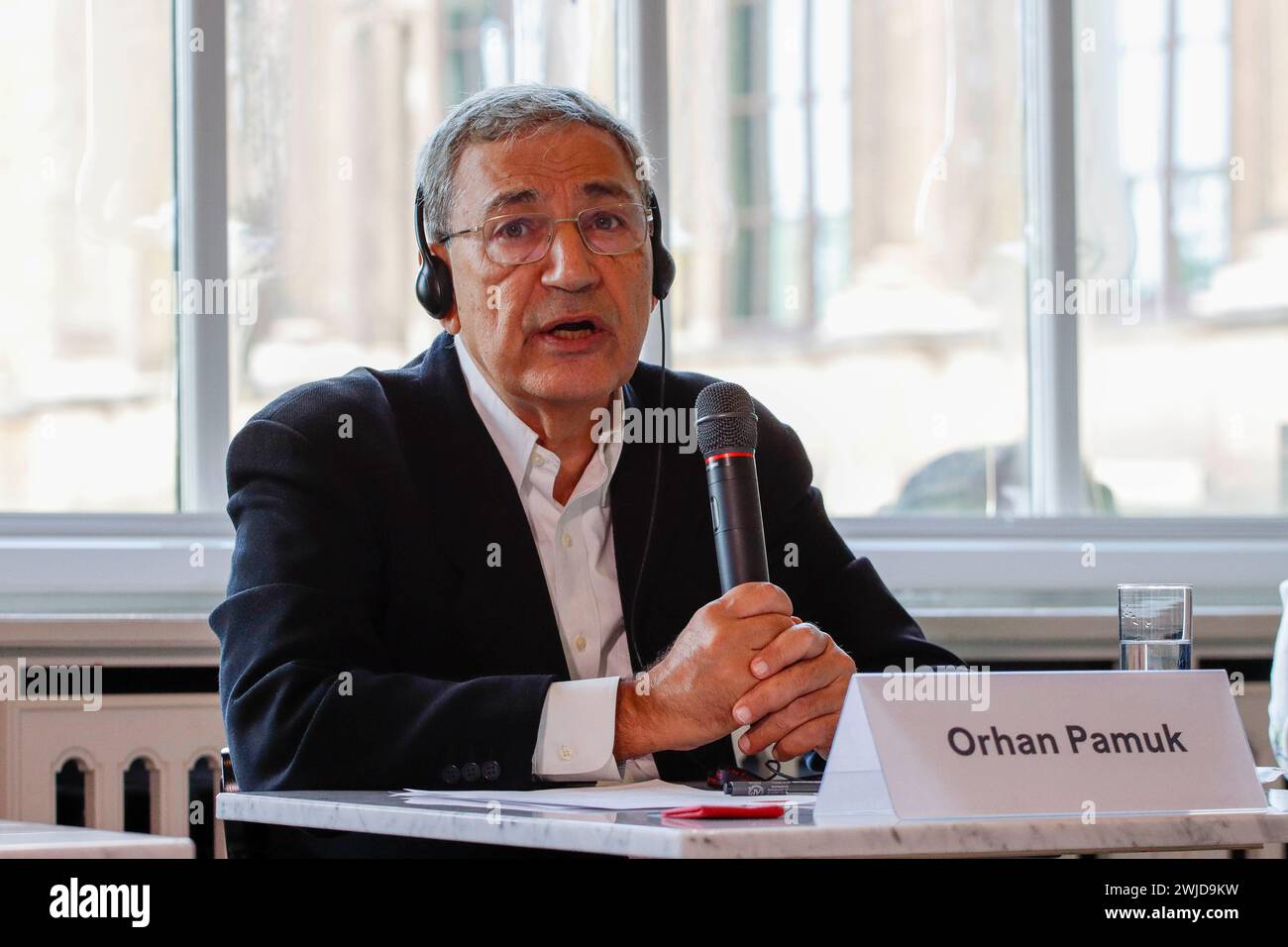 Orhan Pamuk bei der PK zur Ausstellung "Orhan Pamuk. Der Trost der ...