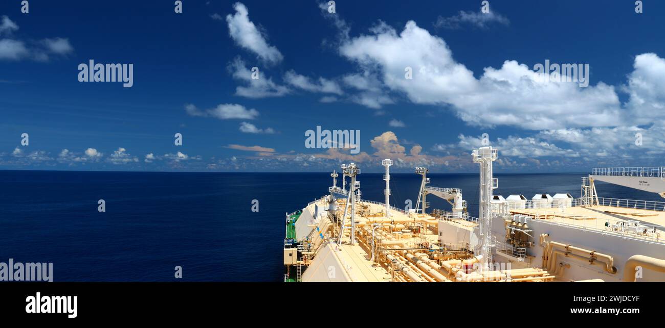 Lng value chain hi-res stock photography and images - Alamy